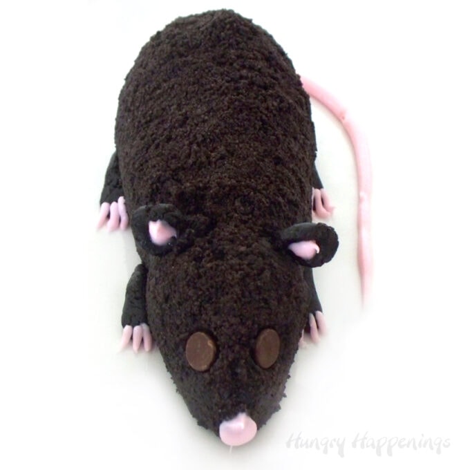 Halloween OREO Cheese Ball Rat | Hungry Happenings