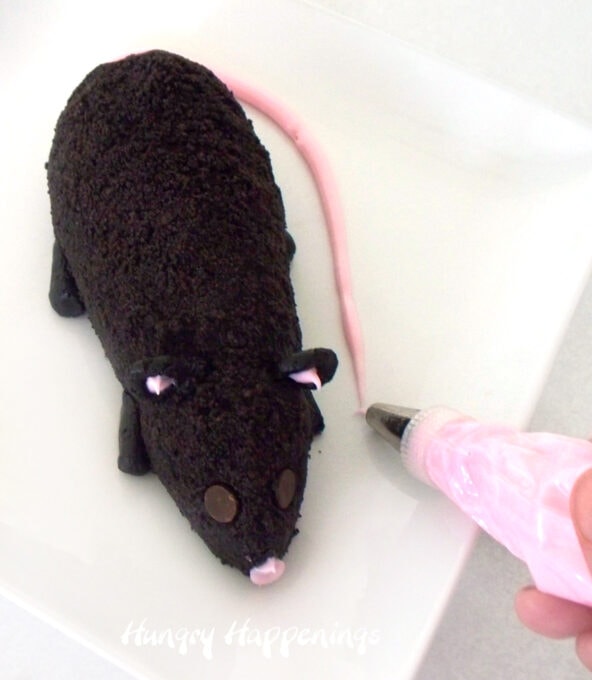 Halloween OREO Cheese Ball Rat | Hungry Happenings