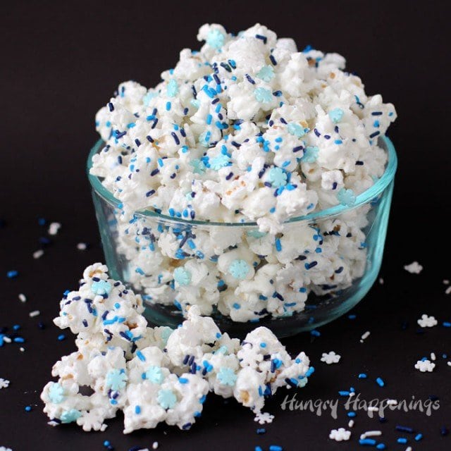 "FROZEN" White Chocolate Popcorn with Snowflakes - Hungry Happenings