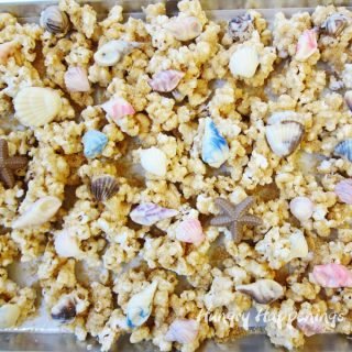 Beach Party Popcorn | Hungry Happenings