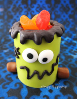 Frankenstein Candy Cups | Hungry Happenings