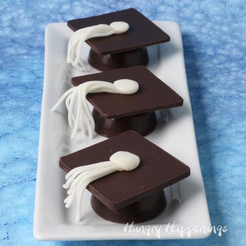 Graduation Cookies - Cute Smiling Graduates | Hungry Happenings *VIDEO