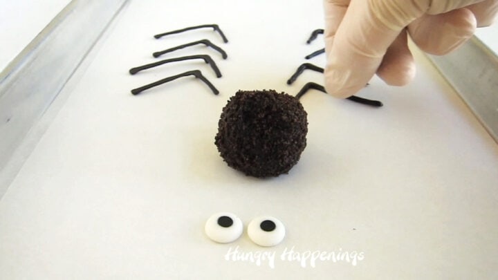 Oreo Spiders | Hungry Happenings