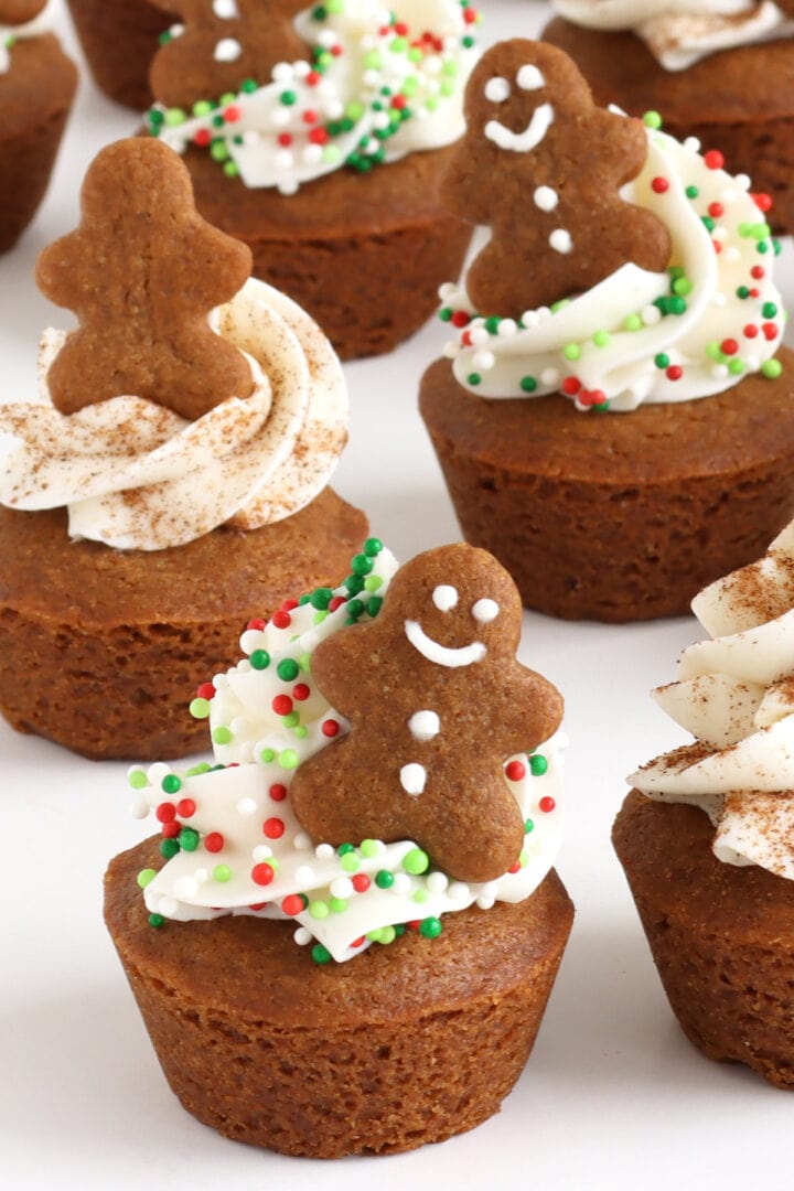 Gingerbread Cookie Cups | Hungry Happenings